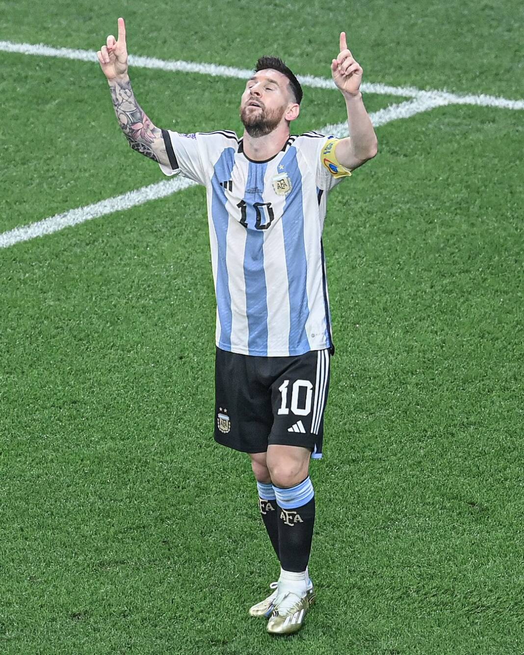 Lionel Messi scores 789th career goal in 1000th appearance to take ...